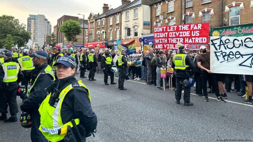 UK: Huge anti-racism protests follow violent unrest - InfoMigrants