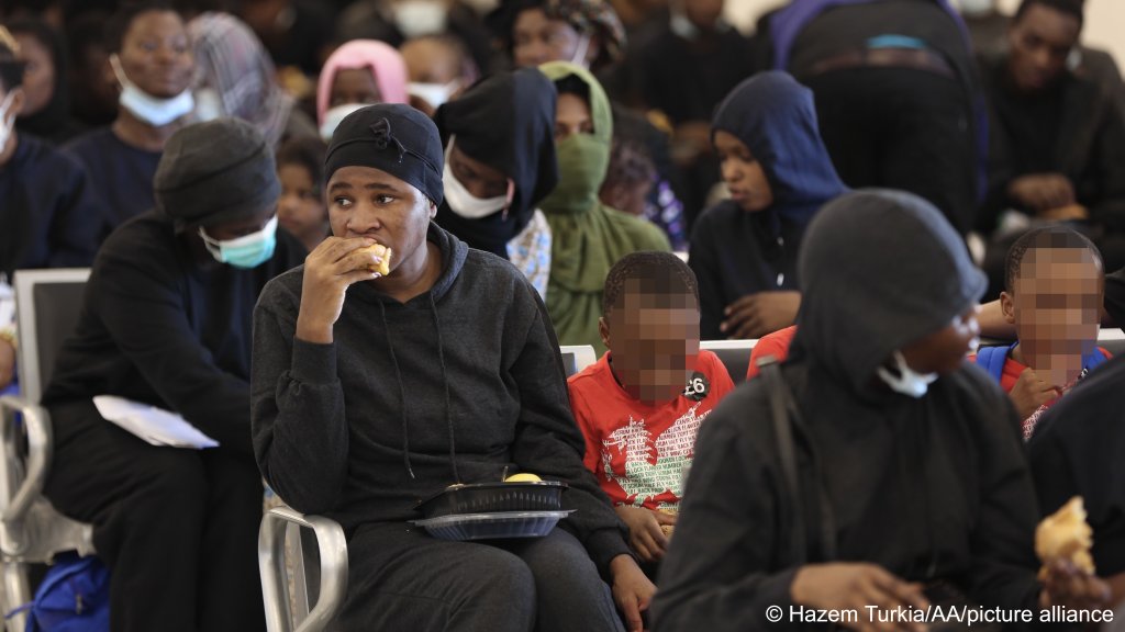 IOM's World Migration Report: Fewer regular pathways, record forced ...