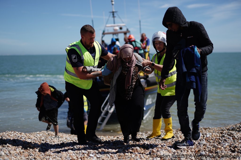 English Channel: Summer sees migrants risk all to reach UK via unstable ...