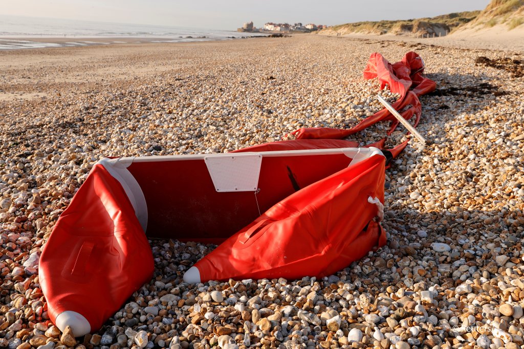 Three men detained after deadly Channel crossing - InfoMigrants