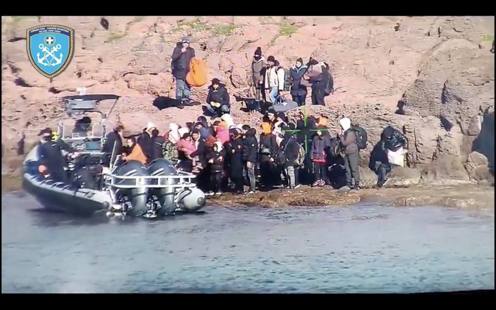 Dozens of migrants rescued in Greek Islands - InfoMigrants